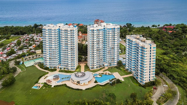 AmiSa Private Residences - Amisa Private Residences Punta Engaño, Lapu ...