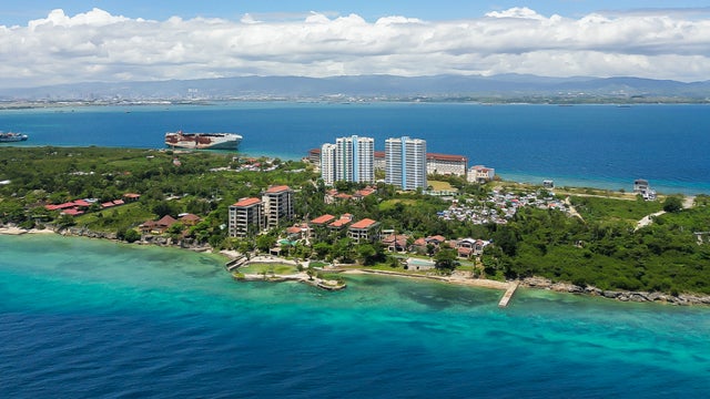 Coral Point Residences - Coral Point Residences Punta Engaño, Lapu-Lapu ...