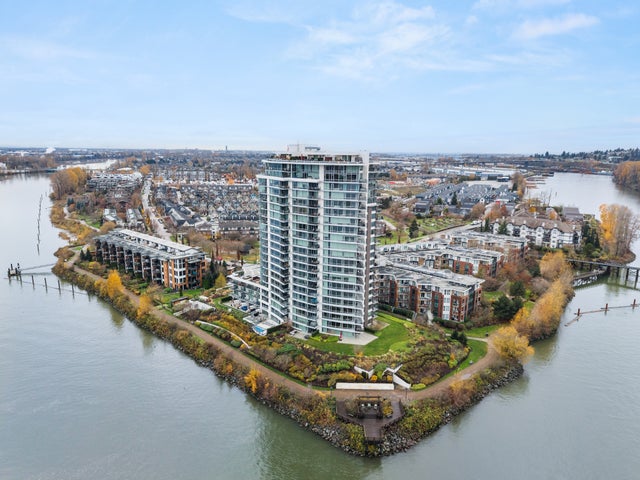 The Peninsula - 210 Salter St Queensborough New Westminster - Cindy Gering