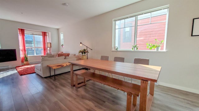 38353 EAGLEWIND BOULEVARD - Squamish Townhouse, 3 Bedrooms - Zenobia Wilson