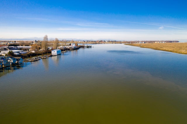 9 3871 W RIVER ROAD - Ladner Other, 2 Bedrooms - MARIA SENAJOVA ...