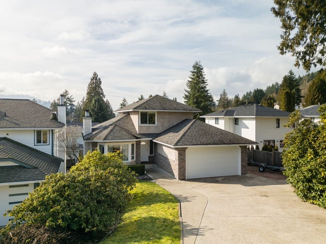 538 San Remo Dr - Port Moody Single Family Residence, 5 Bedrooms ...