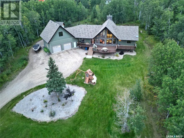55 Birch TRAIL - Christopher Lake, Saskatchewan House, 5 Bedrooms ...