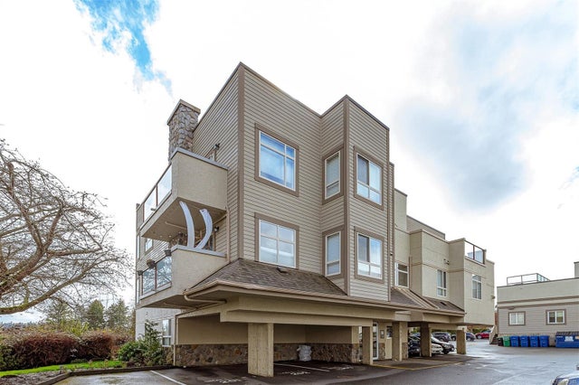 203 7843 East Saanich Rd - Central Saanich Condo Apartment, 1 Bedrooms ...